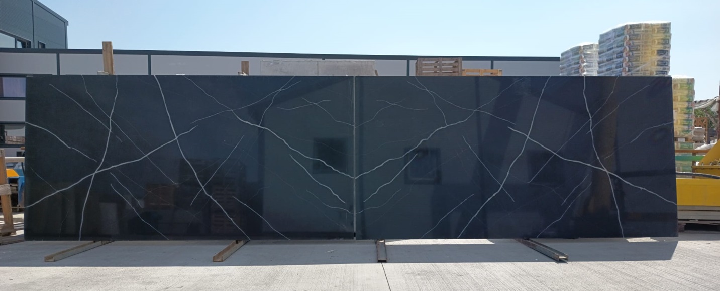 Blat Bucatarie Cuart Negru Marcina, ideal pt contrablat si insula